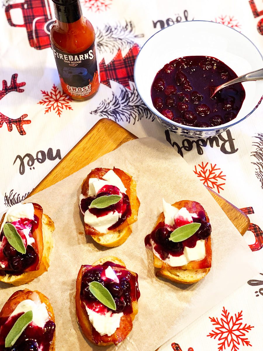 BURRATA, PROSCIUTTO & GHOST BLUEBERRY COMPOTE CANAPÉS – Les sauces ...